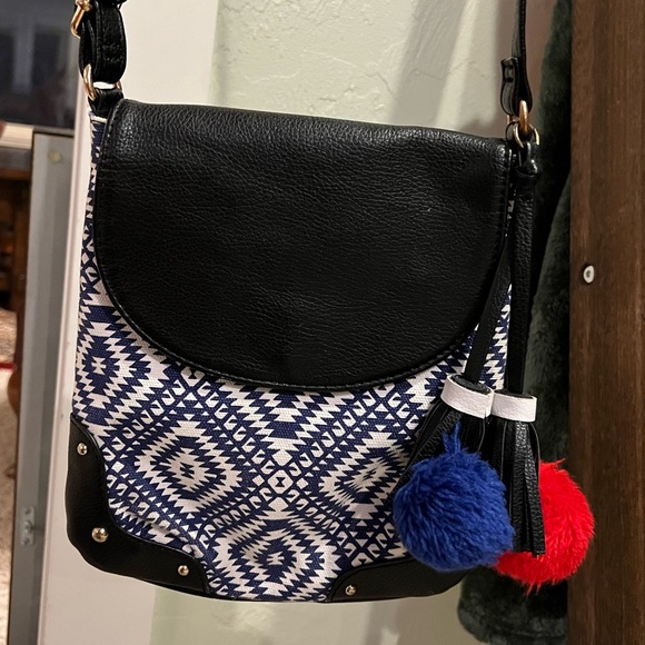 LD | Bags | Ld Crossbody Bag In Navy Blue Vegan Leather Geo Print Puffs ...